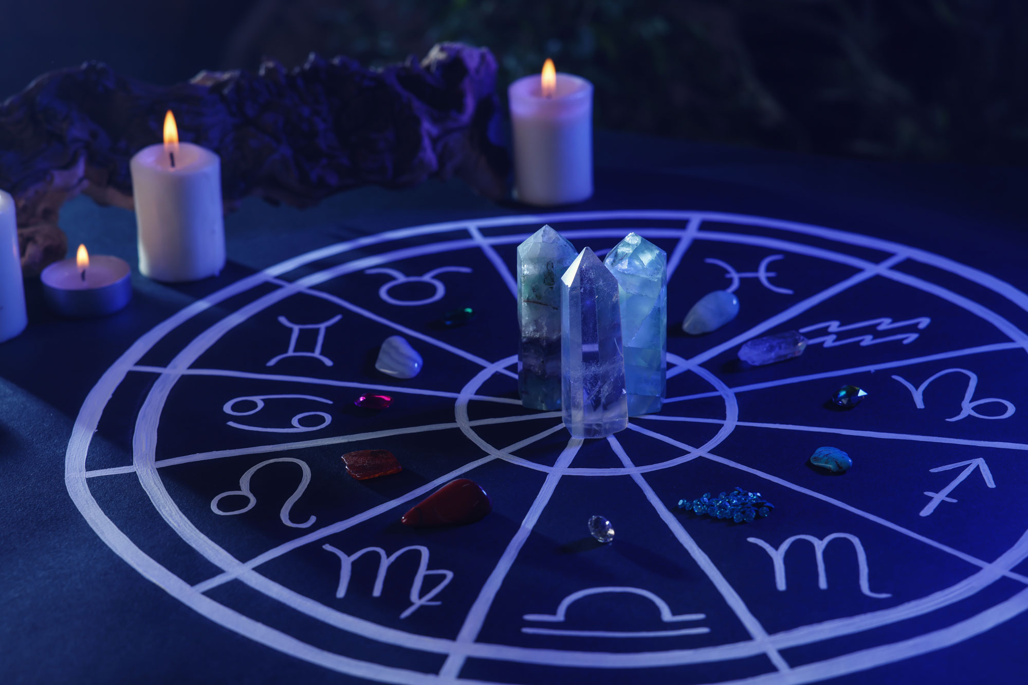 Découvrez les pouvoirs des pierres pour votre signe astrologique ...