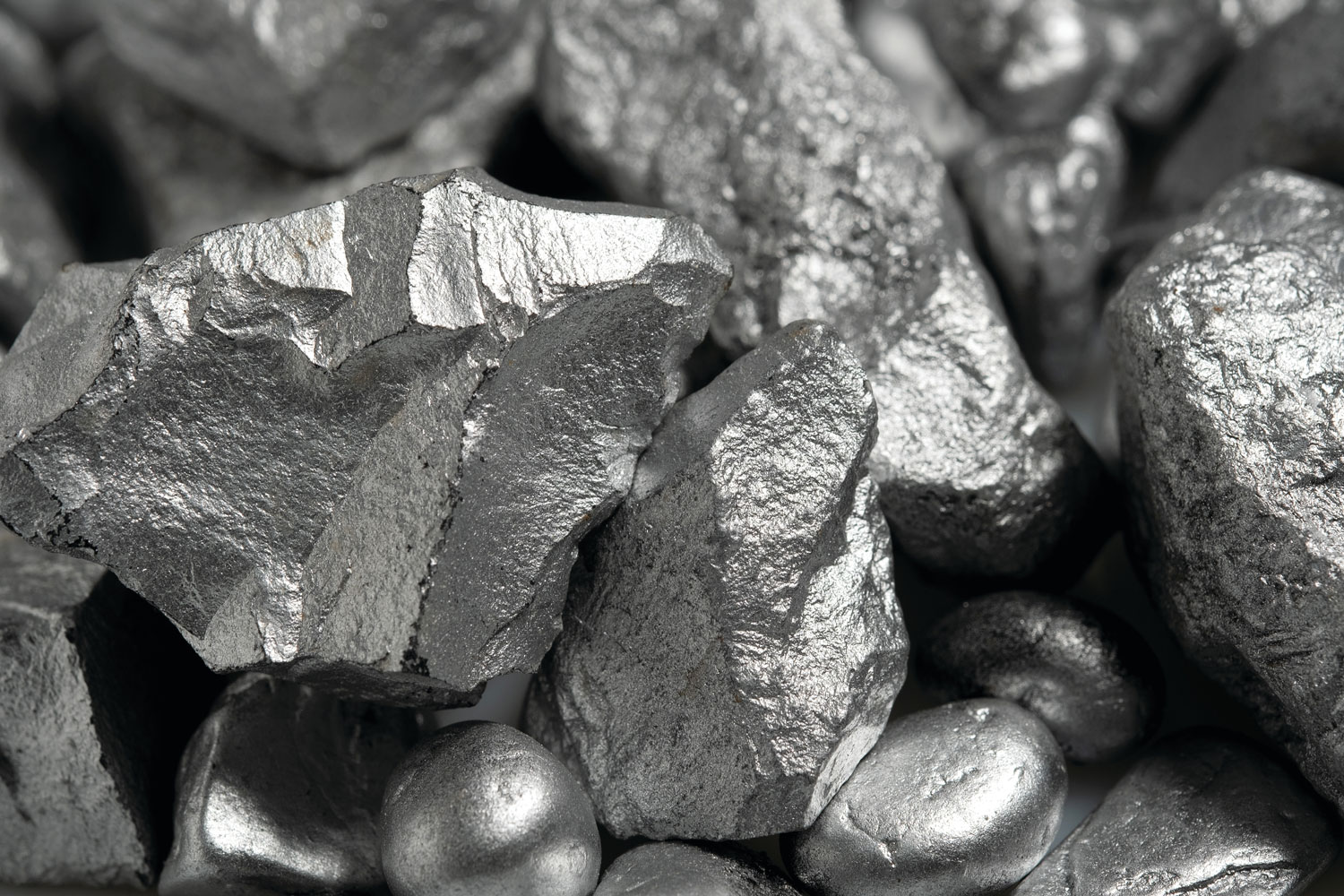 Platine - Élément atomique n°78 - Symbole Pt - France Minéraux