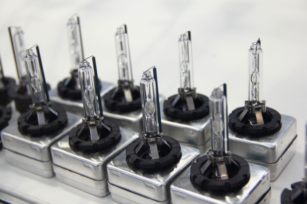 Xénon - Élément atomique n°54 - Symbole Xe - France Minéraux