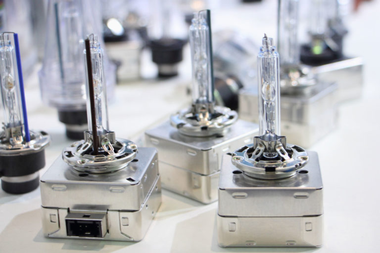 Xénon - Élément atomique n°54 - Symbole Xe - France Minéraux