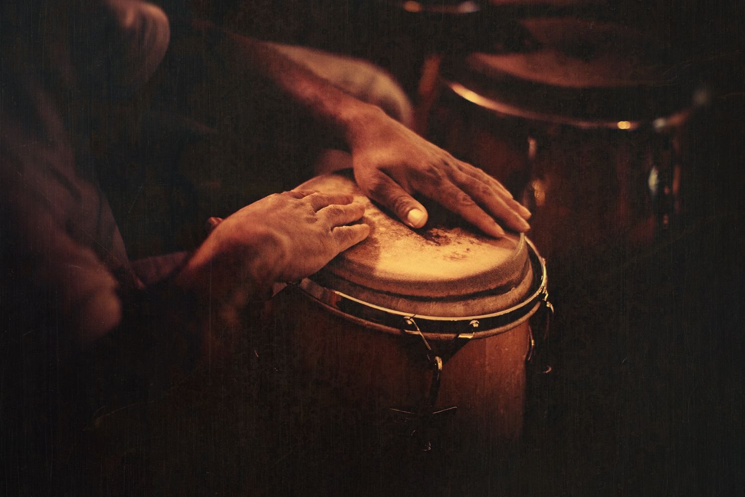 Conga - Guide des Instruments de Musique de A à Z - Musicothérapie ...