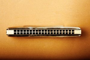 Harmonica - Guide des Instruments de Musique de A à Z - Musicothérapie ...