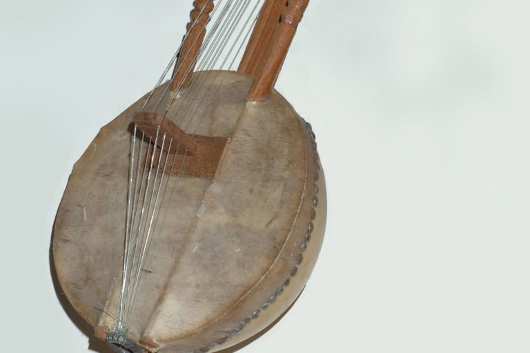 Kora - Guide des Instruments de Musique de A à Z - Musicothérapie ...