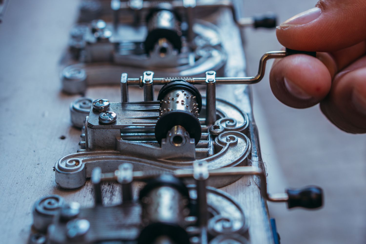 Orgue de Barbarie - Guide des Instruments de Musique de A à Z ...