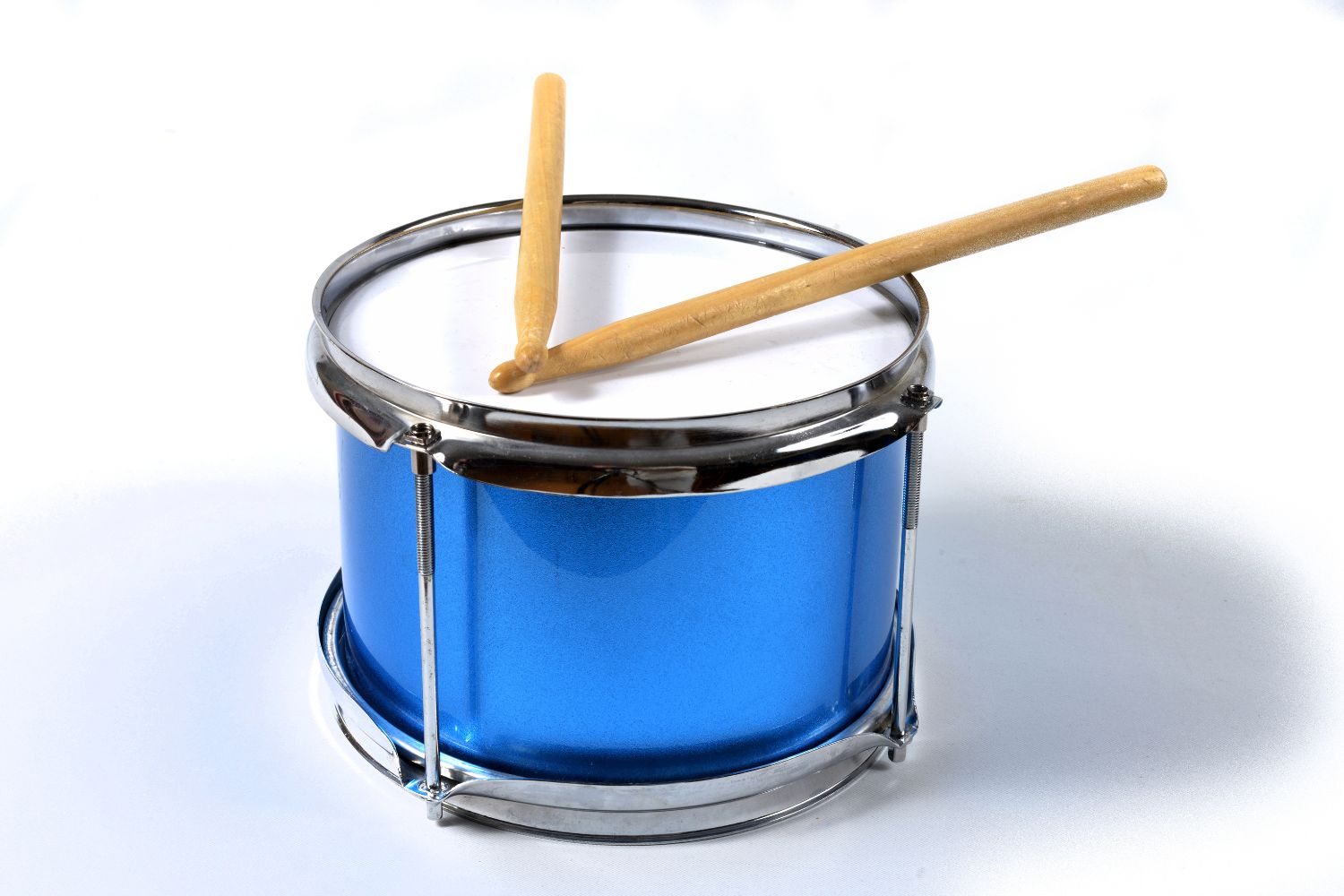 Tambour d’eau - Guide des Instruments de Musique de A à Z ...