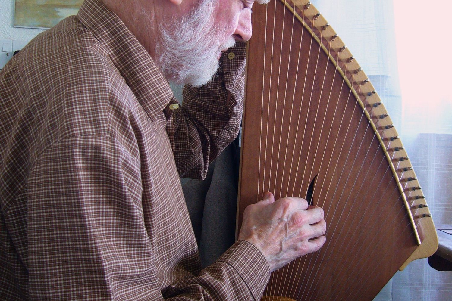 Kantele - Guide des Instruments de Musique de A à Z - Musicothérapie ...