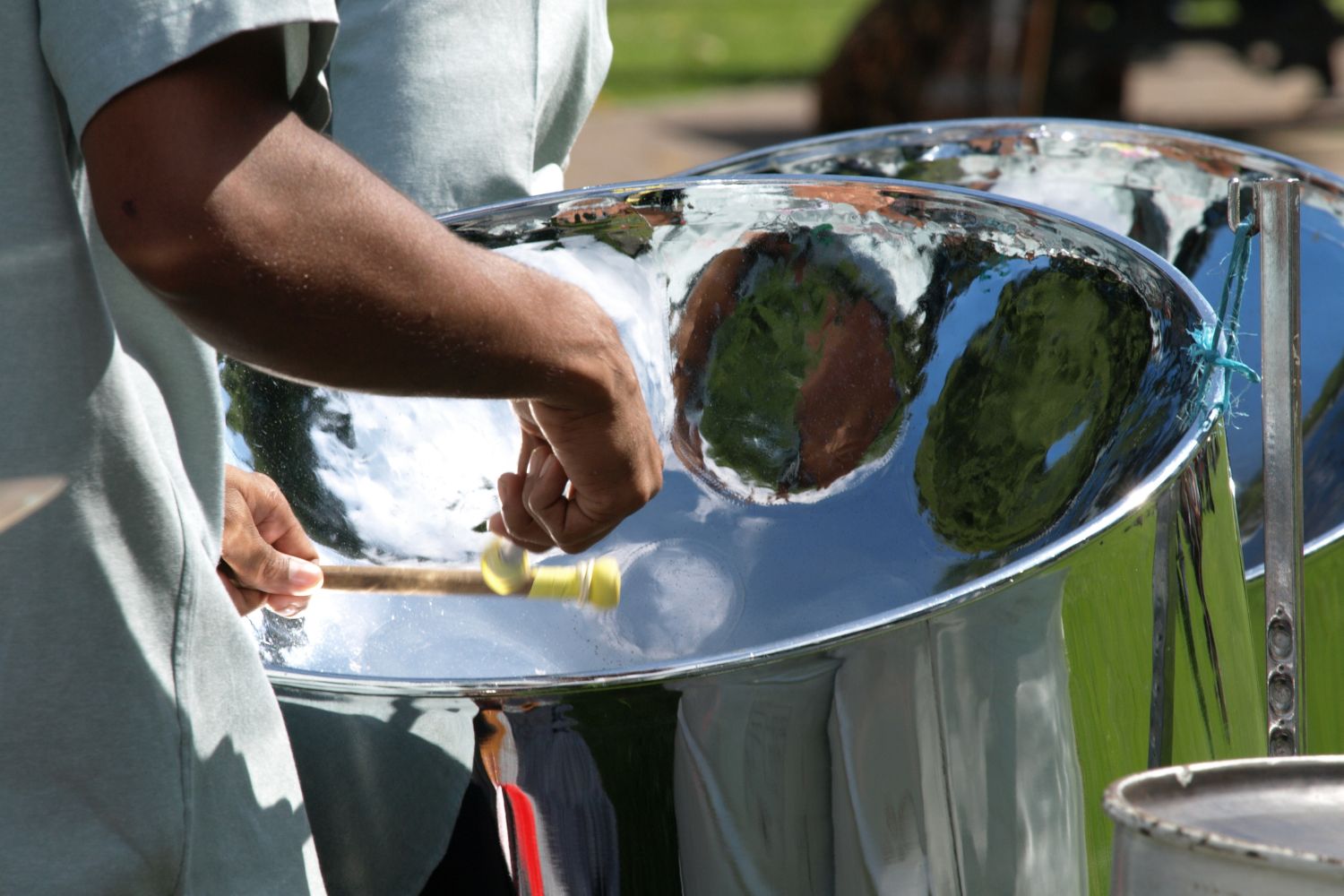 Steel drum - Guide des Instruments de Musique de A à Z - Musicothérapie ...